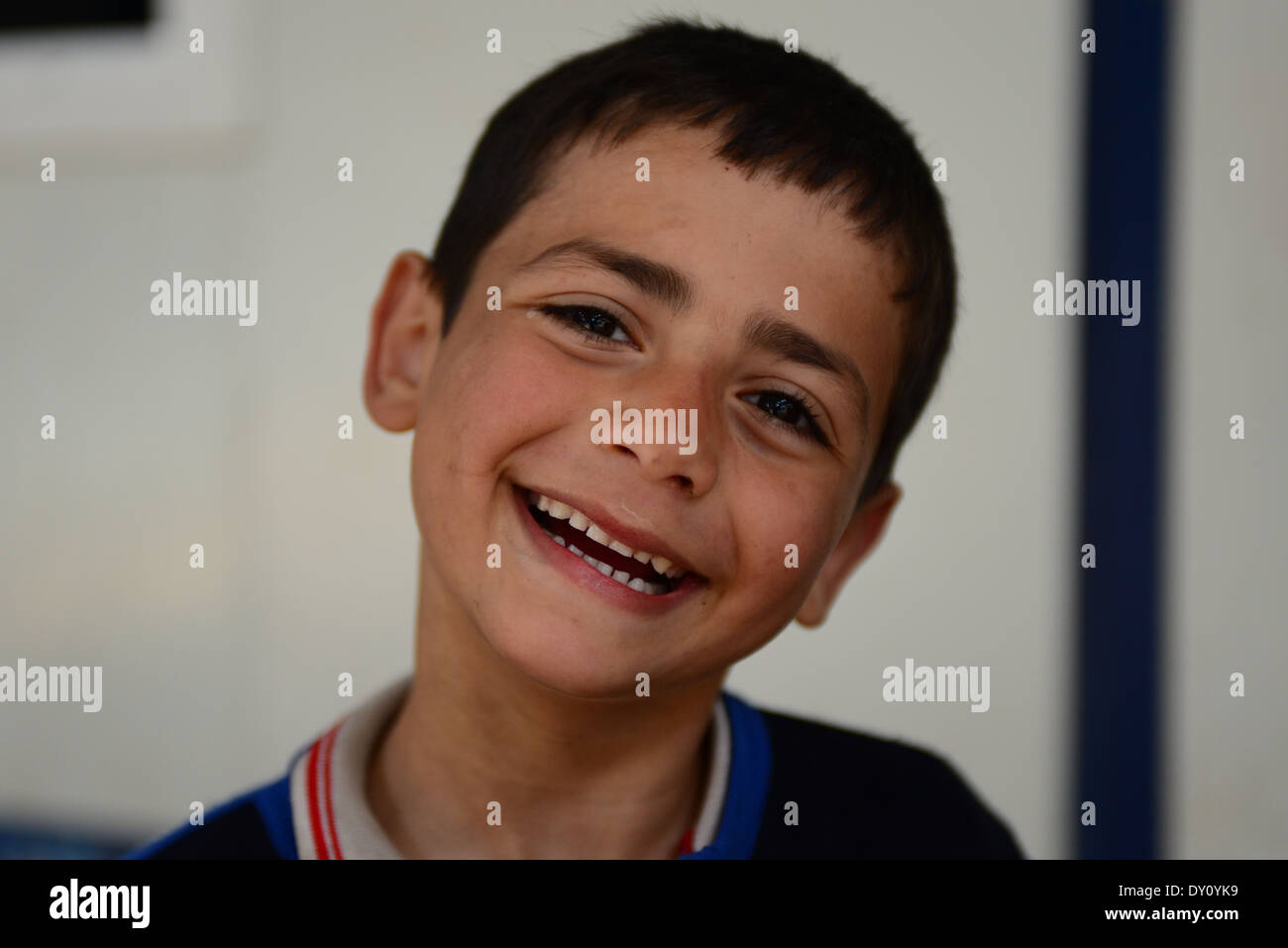 Refugee boy hi-res stock photography and images - Alamy