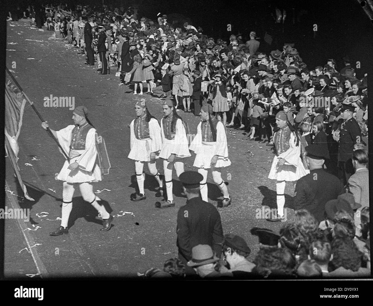 Victory day procession hi-res stock photography and images - Alamy