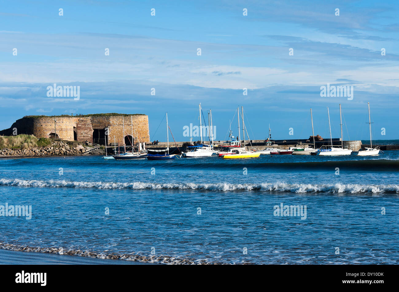 Beadnell harbour and village hi-res stock photography and images - Alamy