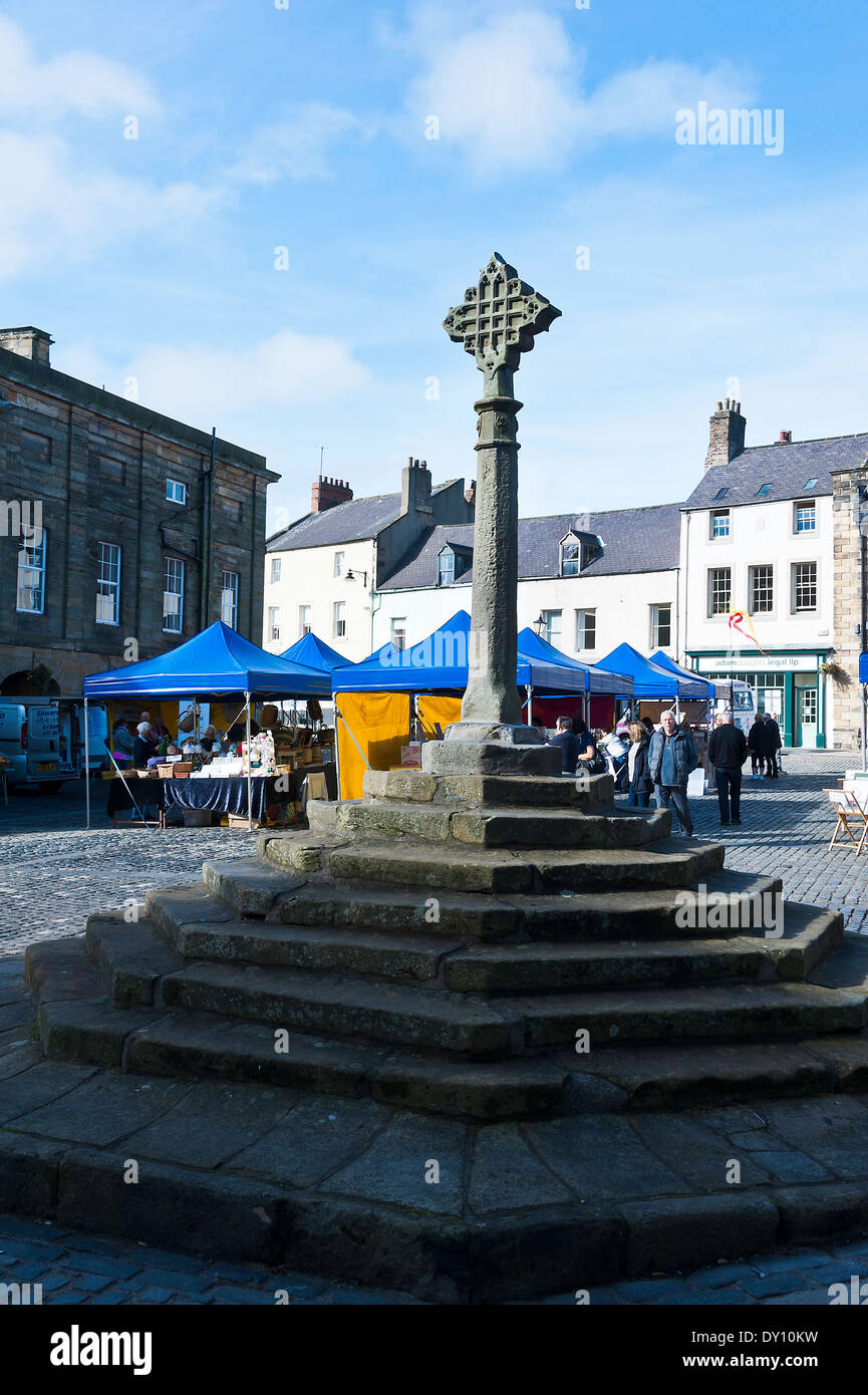 Alnwick market cross hi-res stock photography and images - Alamy