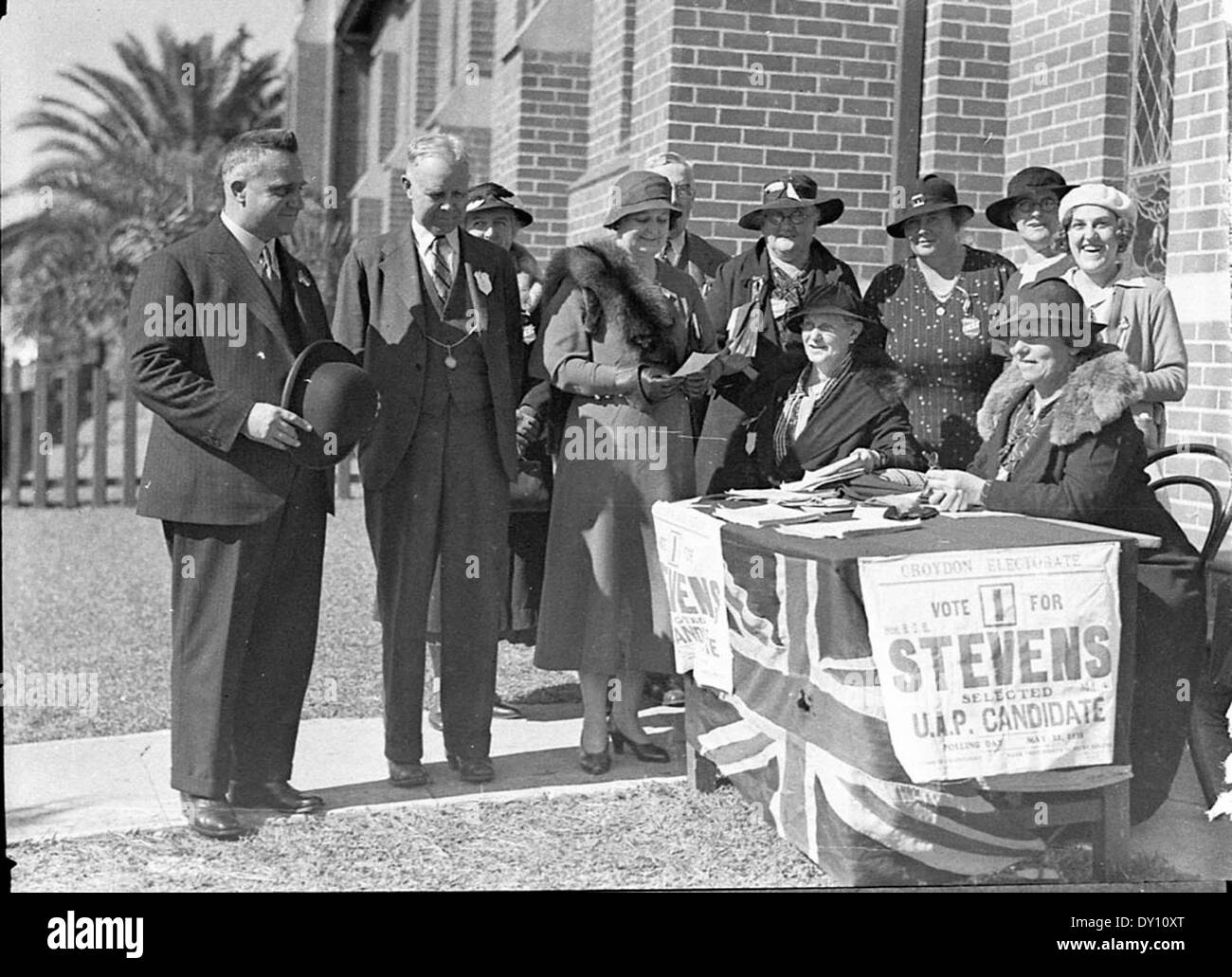 This 1935 photograph by Sam Hood documents the election process in ...