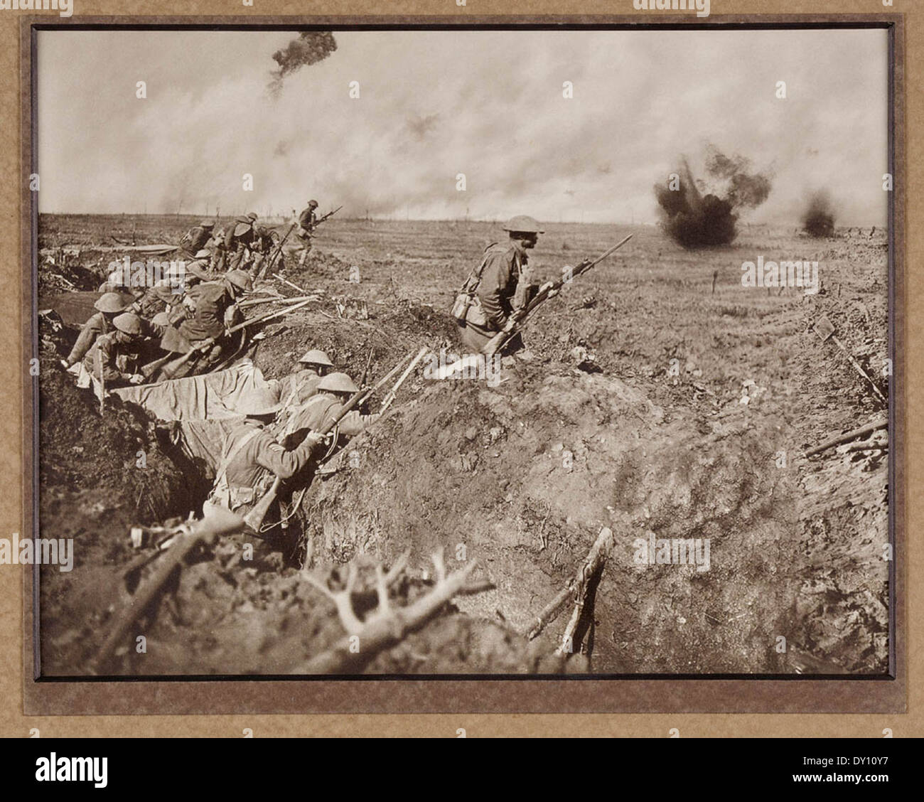 Going over the top war hi-res stock photography and images - Alamy