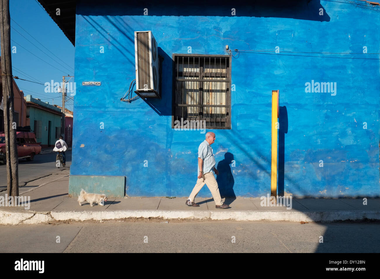 Cuba street life hi-res stock photography and images - Alamy