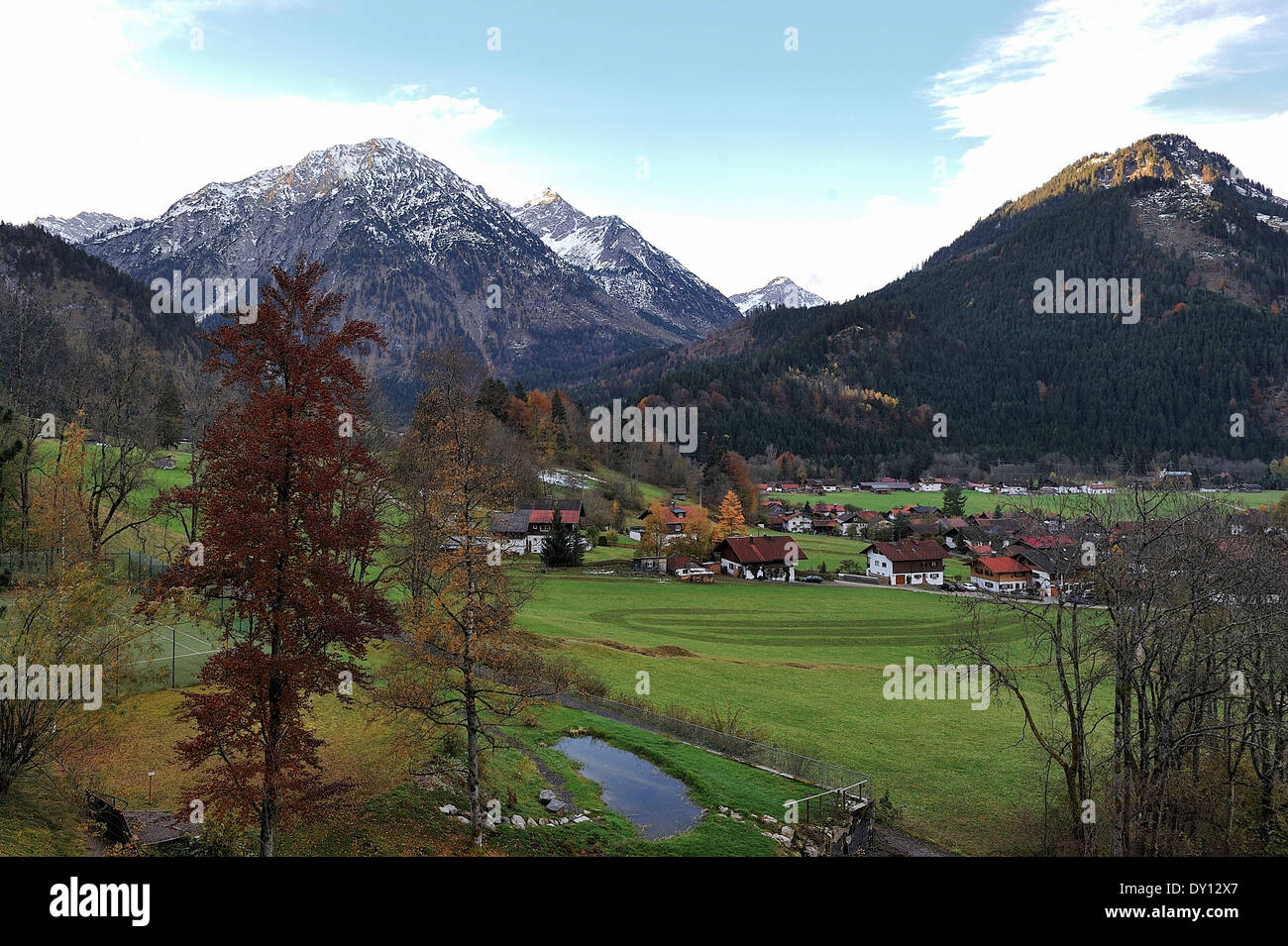 Bayerisches Dorf Stock Photos & Bayerisches Dorf Stock Images - Alamy