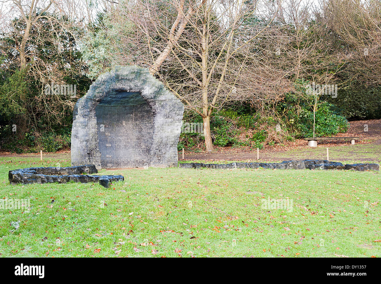 Shell grotto hi-res stock photography and images - Alamy