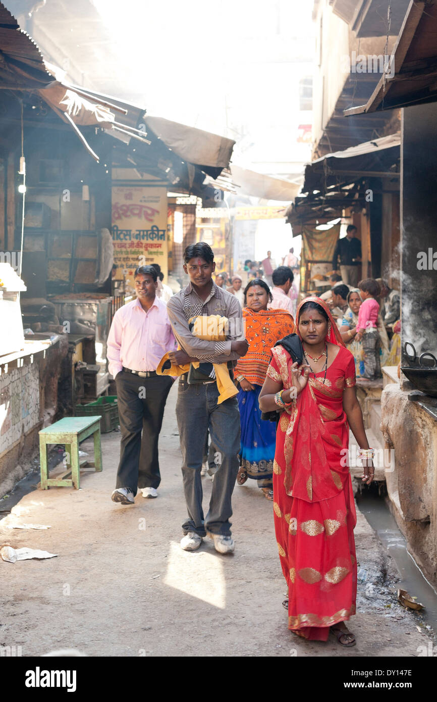 Pushkar, Rajasthan, India, South Asia. people in bazaar, food stalls ...