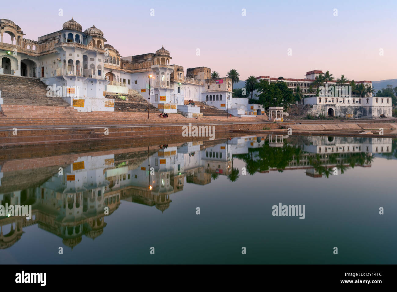 Temples ghats hi-res stock photography and images - Alamy