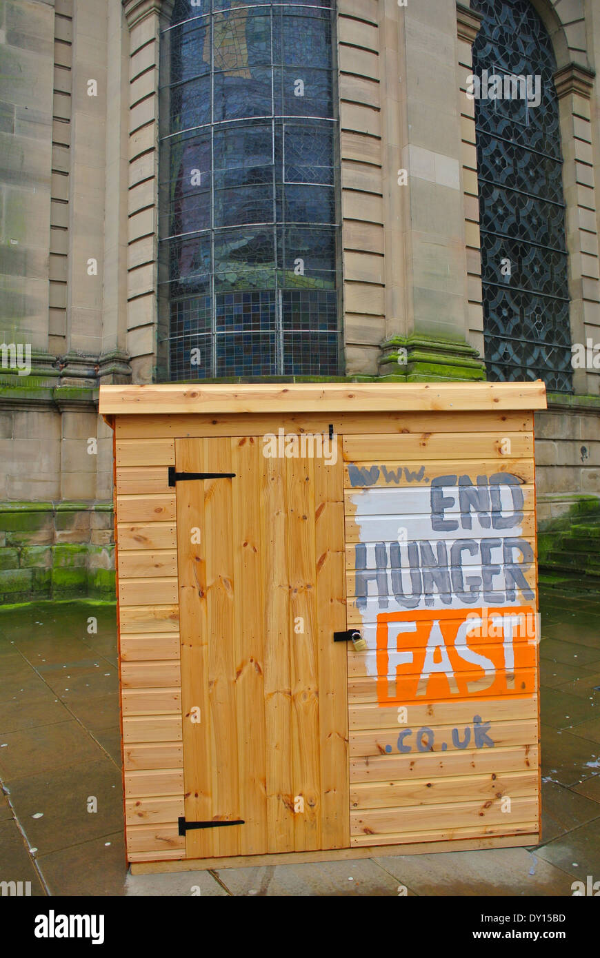 End hunger sign website Stock Photo - Alamy