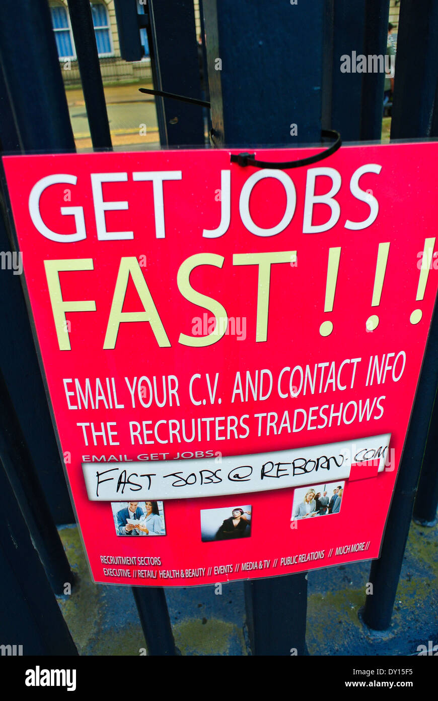 Get jobs fast recruitment sign Stock Photo - Alamy