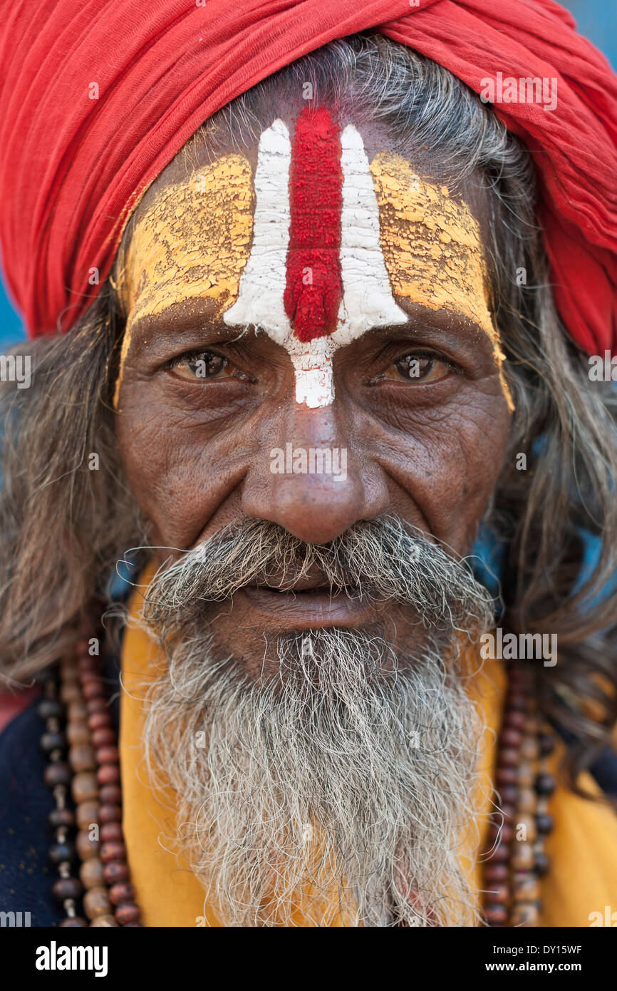 Indian old sadhu baba hi-res stock photography and images - Alamy