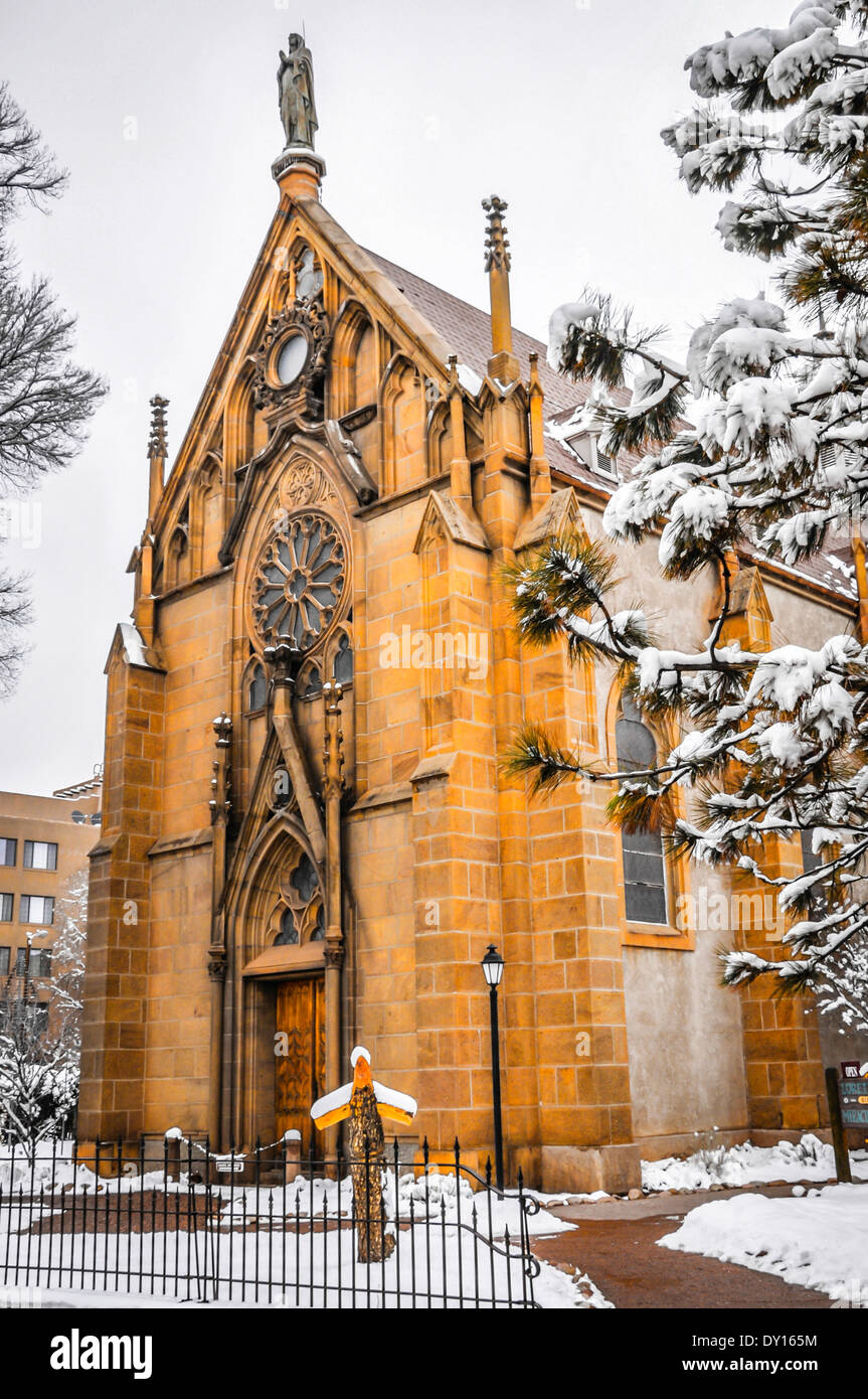 Loretto chapel santa fe staircase hi-res stock photography and images ...
