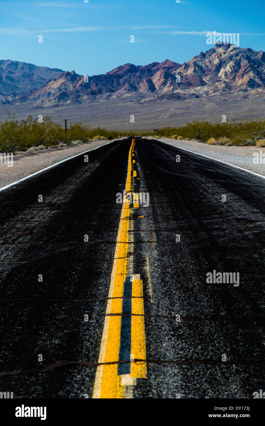 Desert pavements hi-res stock photography and images - Alamy