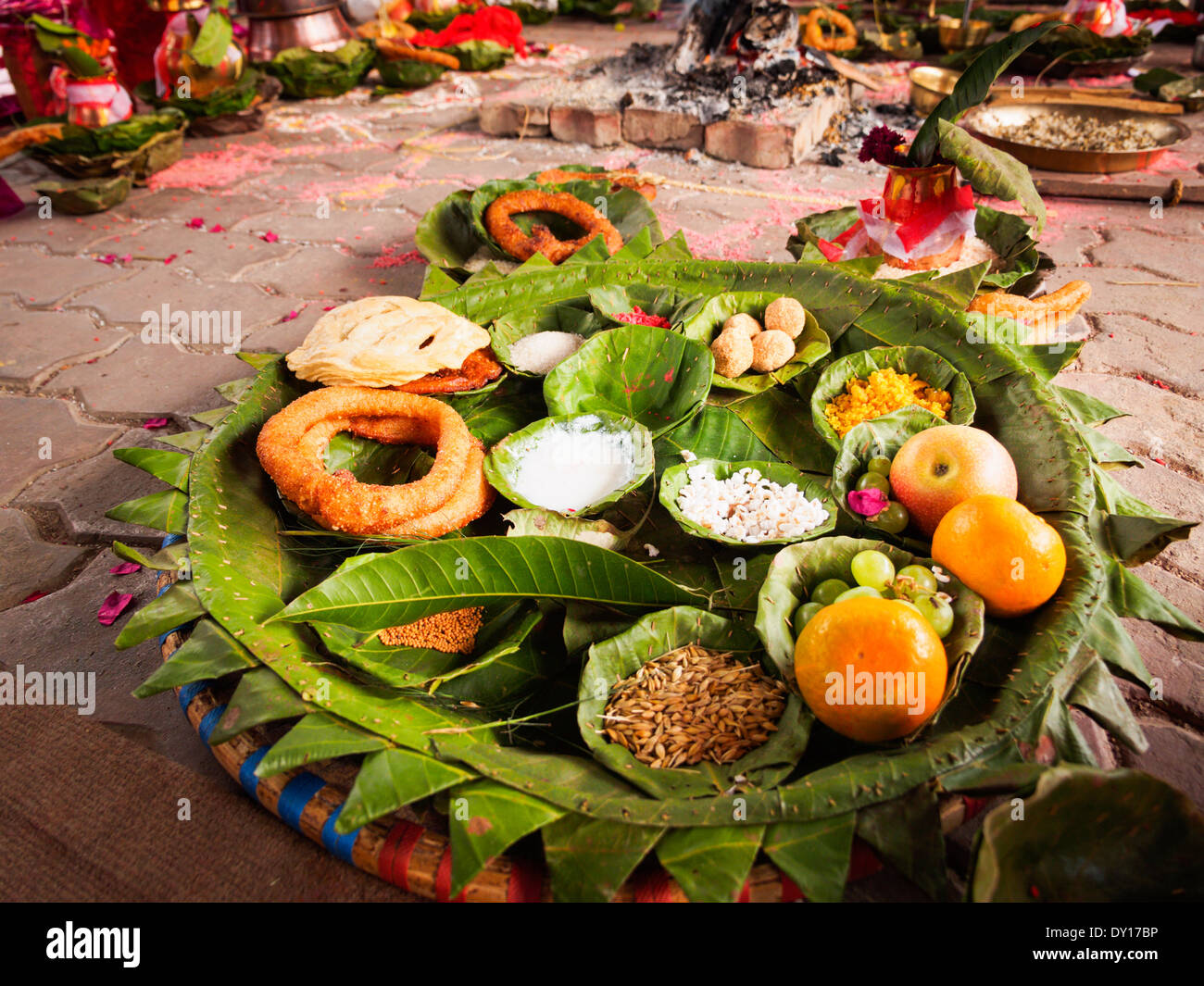 Hindu Offerings High Resolution Stock Photography and Images - Alamy