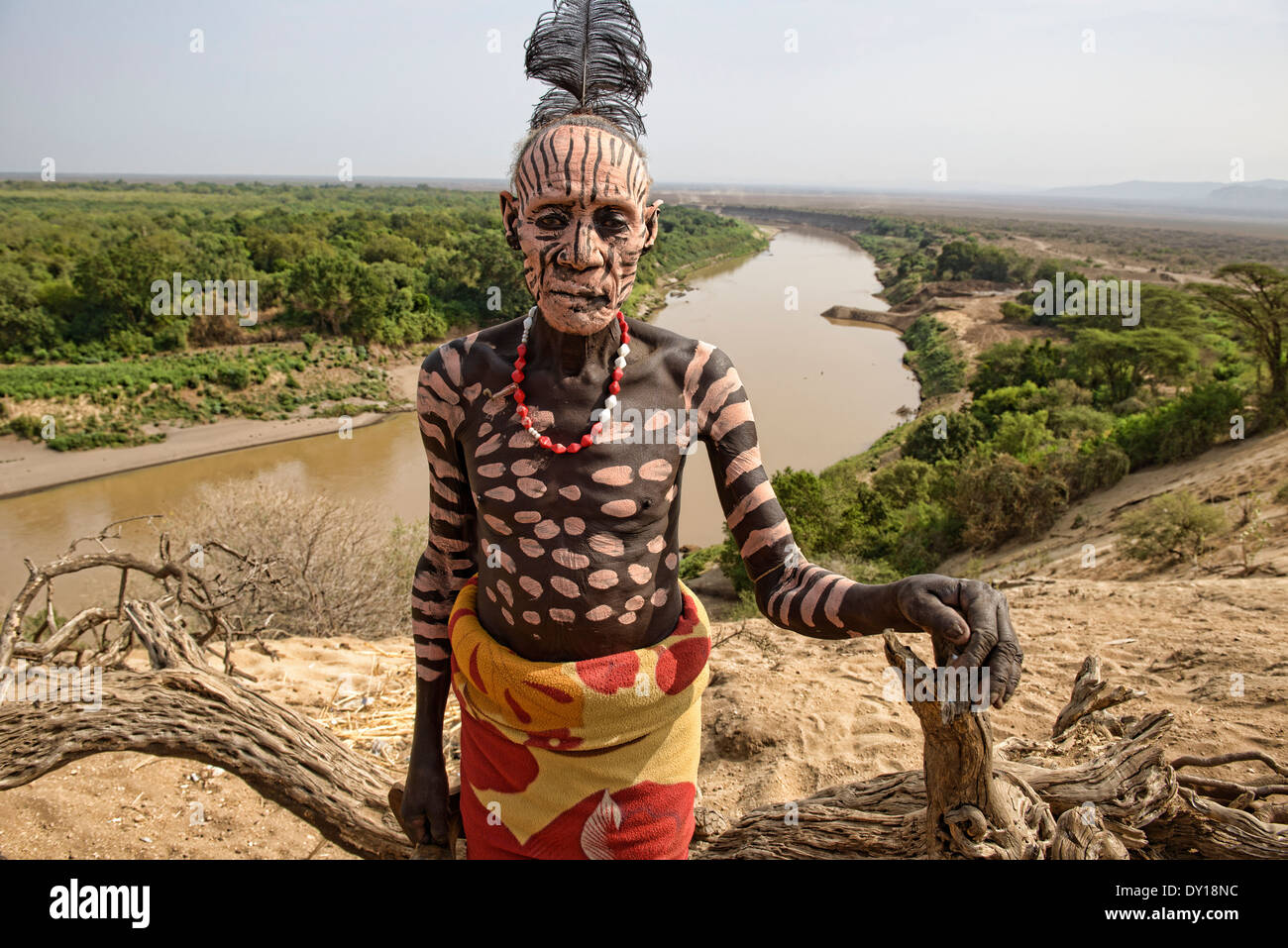 painted Karo chief in Kolcho on the Omo River, Ethiopia Stock Photo - Alamy