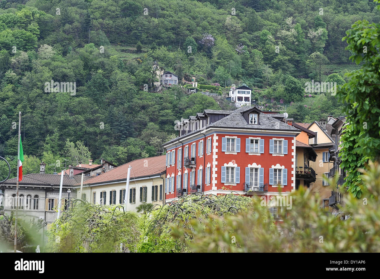 typical house in Italy at Lago Maggiore, Italy Stock Photo - Alamy