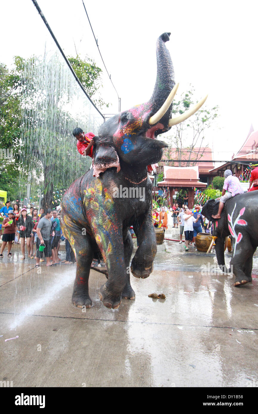 Songkran Festival is celebrated in a traditional New Year's Day from ...