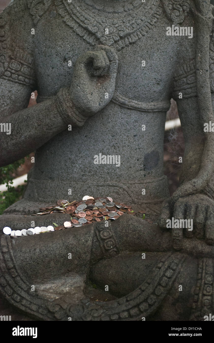 Buddha offering hi-res stock photography and images - Alamy