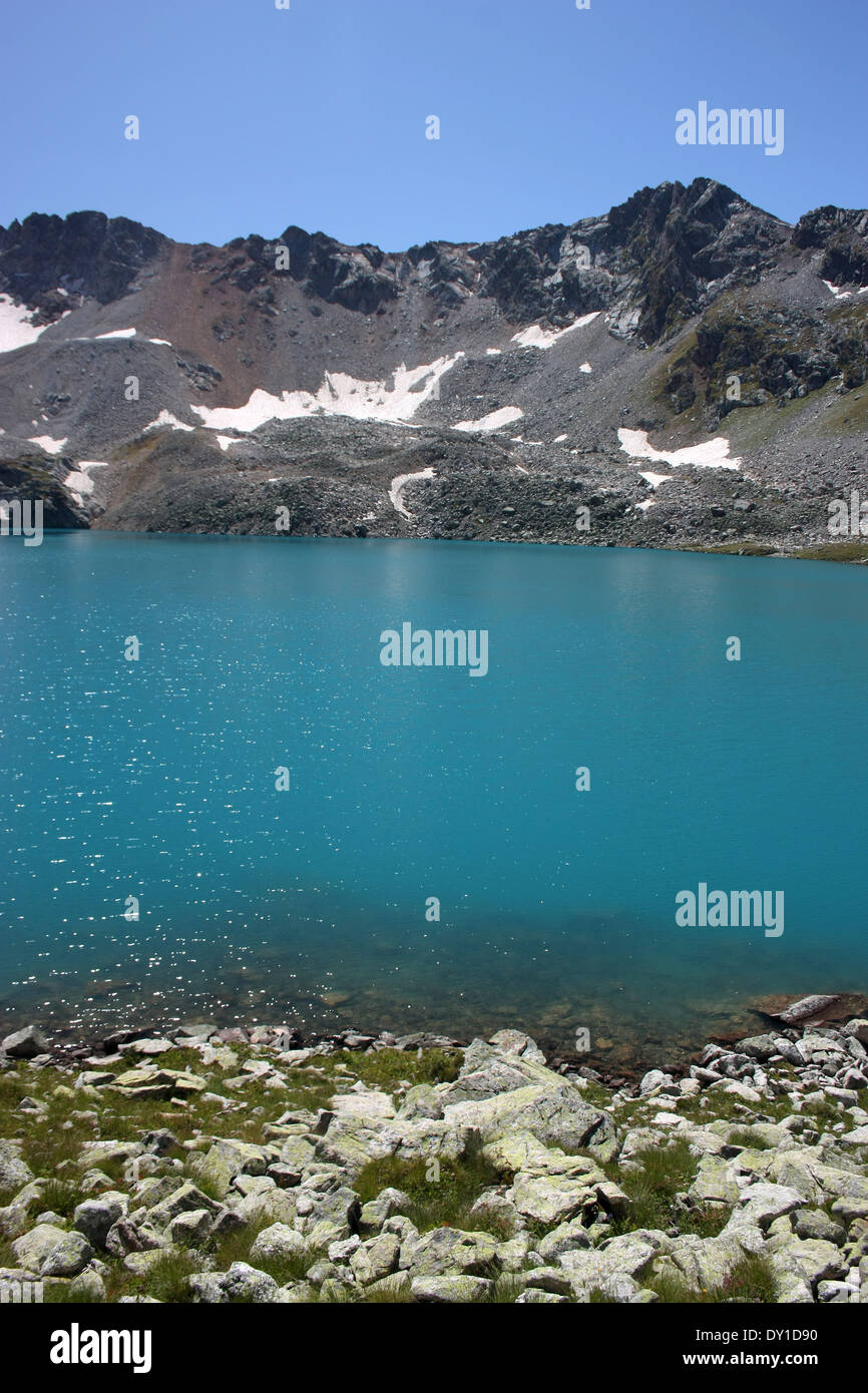 Pure mountain lake, Inspiring wilderness of Alpine Stock Photo - Alamy