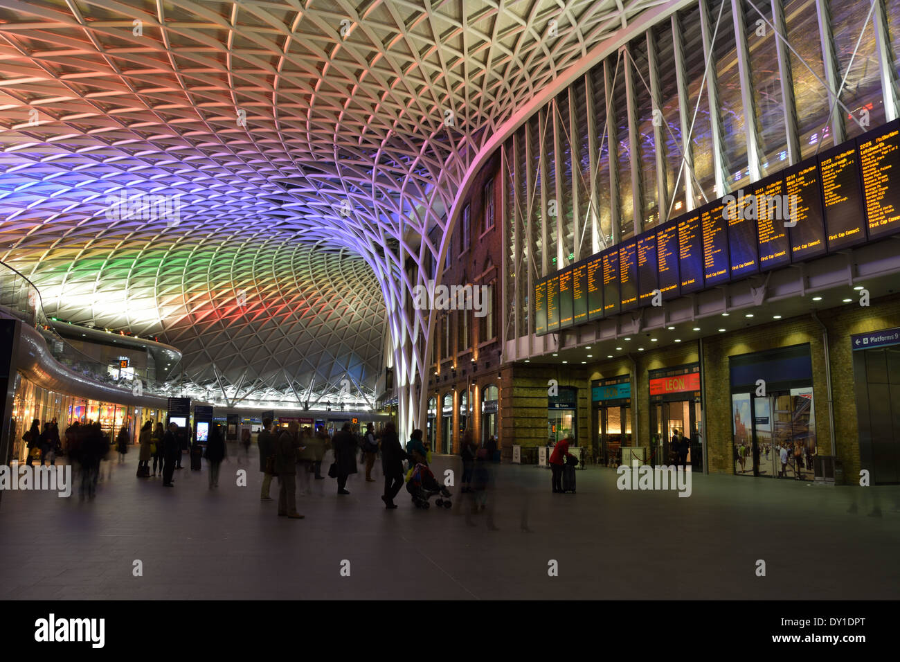 Kings Cross train station, London, UK Stock Photo - Alamy