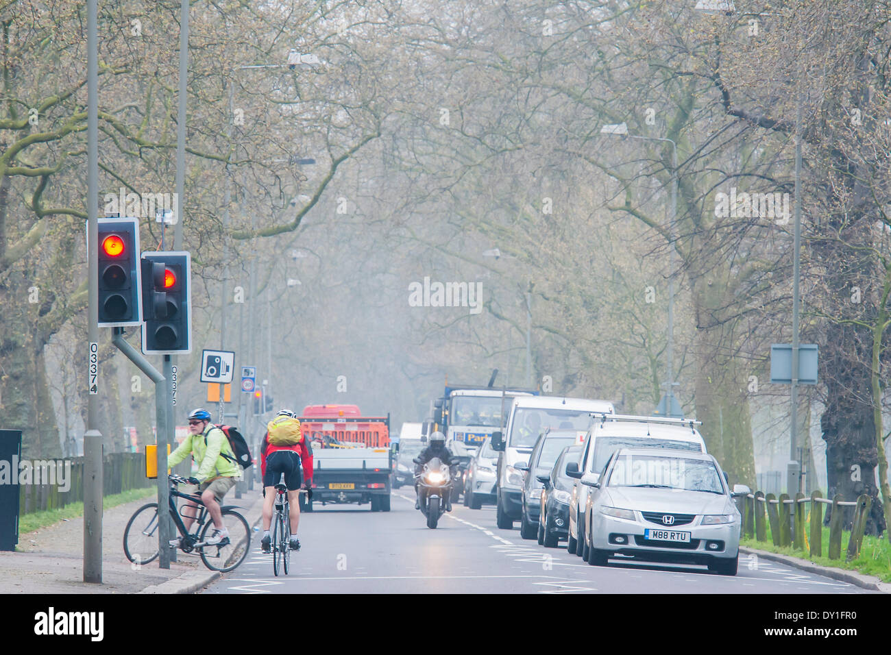 London cyclists stop traffic hi-res stock photography and images - Alamy