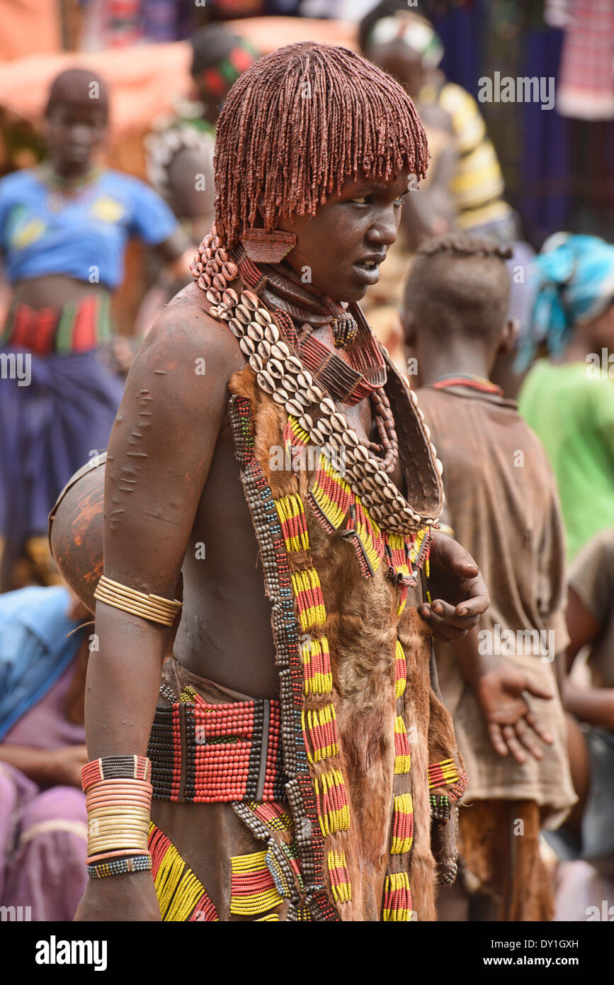 Hamer woman in the Dimeka market in the Omo Valley, Ethiopia Stock ...