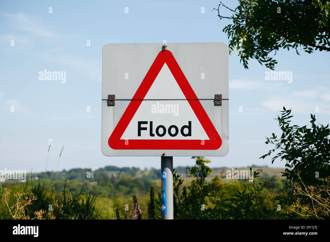 Flood warning road signs hi-res stock photography and images - Alamy