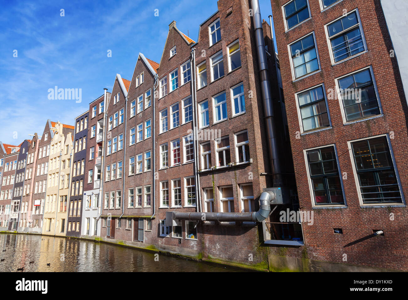 Amsterdam netherlands canal houses hi-res stock photography and images ...
