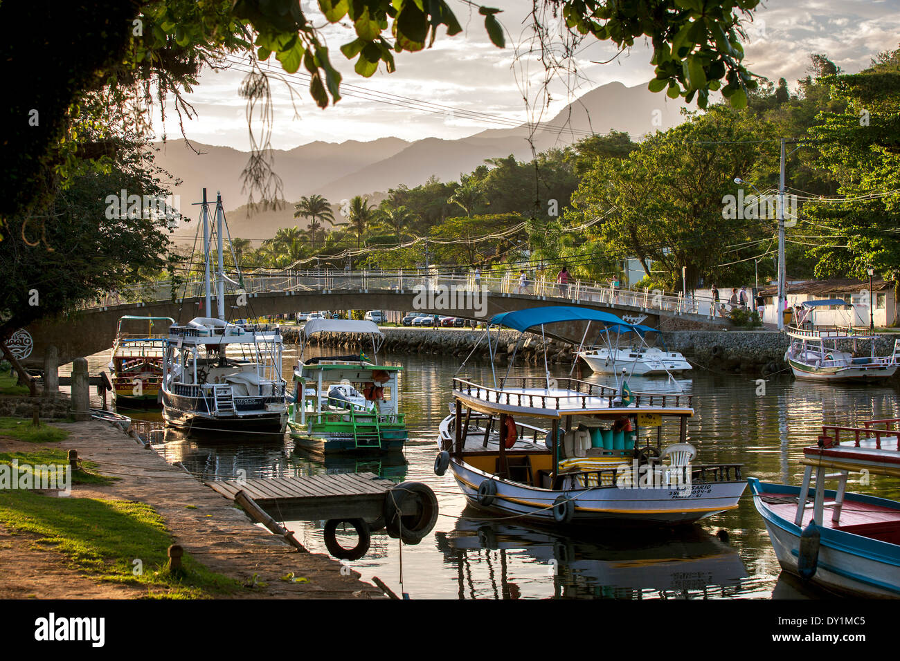 Paraty, colonial town, fishing boats, port, harbour, bridge, Costa ...