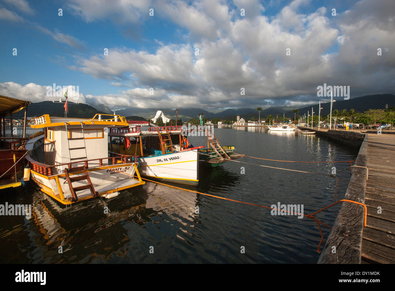 Harbour rio de janeiro brazil hi-res stock photography and images - Alamy