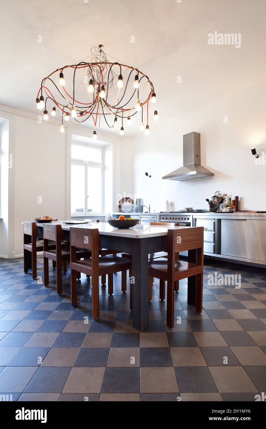 Vintage apartment furnished, kitchen Stock Photo - Alamy