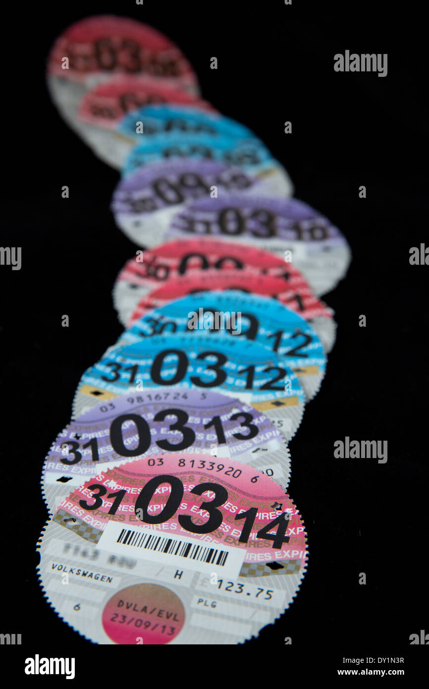 UK paper car tax discs reach the end of the road as enforcing the ...