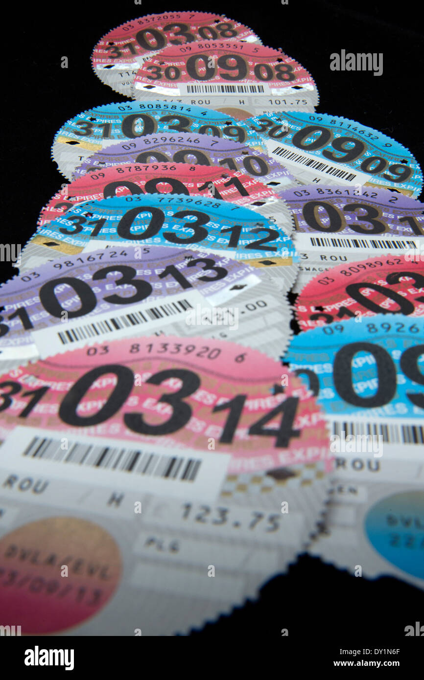 UK paper car tax discs reach the end of the road as enforcing the ...