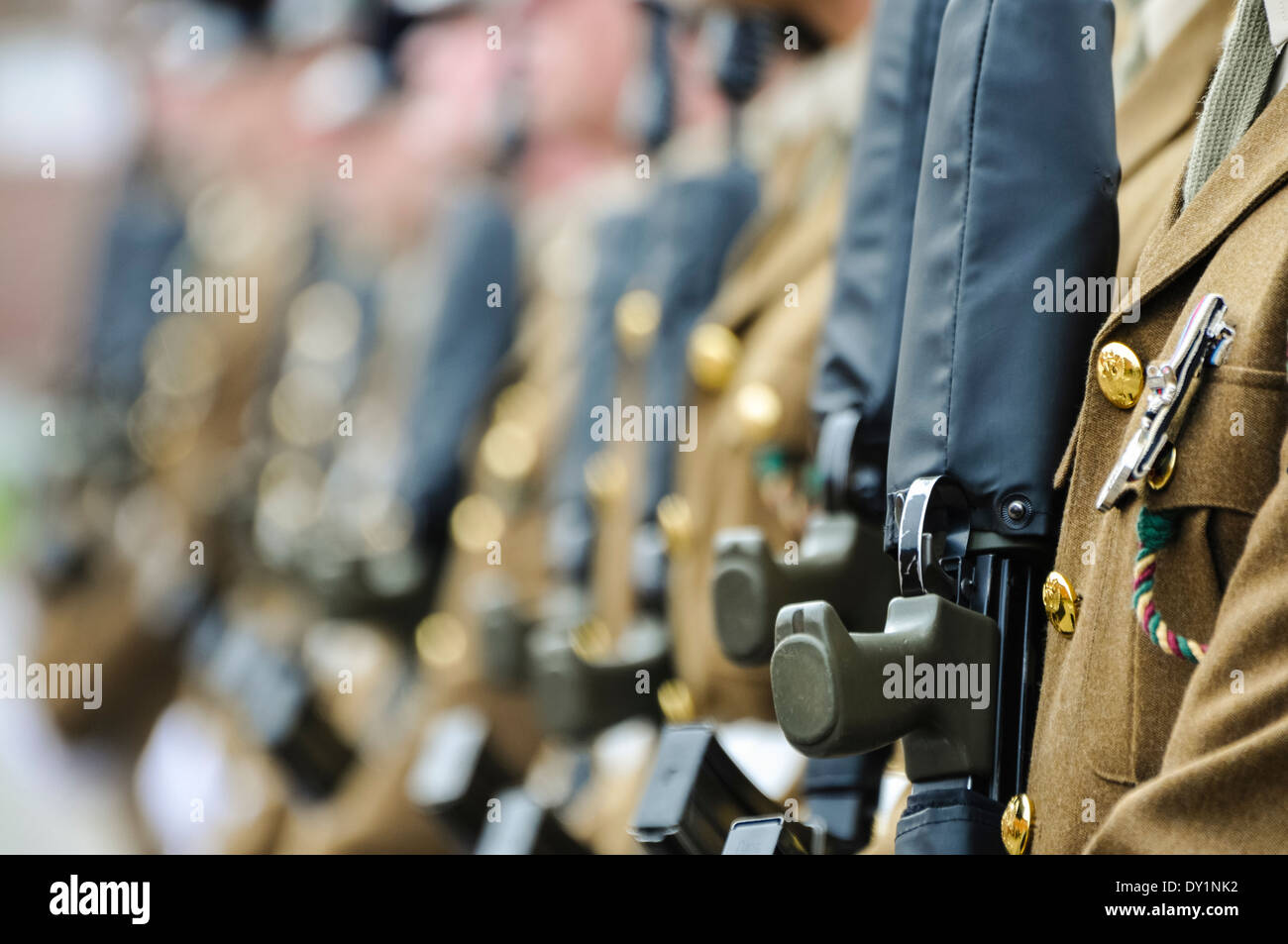 Rifles regiment dress uniform hi-res stock photography and images - Alamy