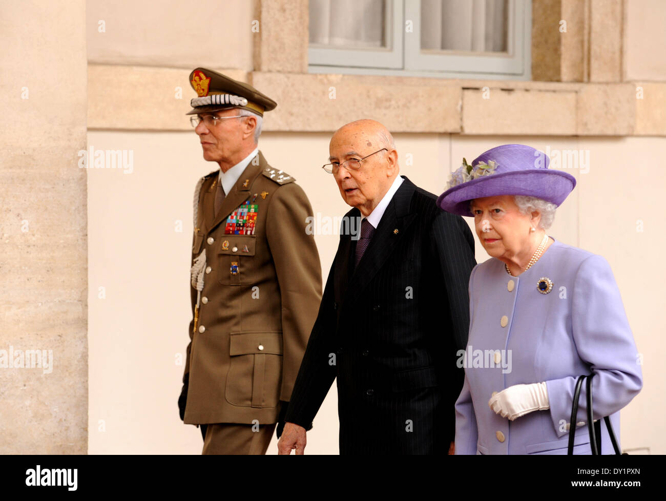 Rome, Italy. 3rd Apr, 2014. Visiting British Queen Elizabeth II (R) and ...