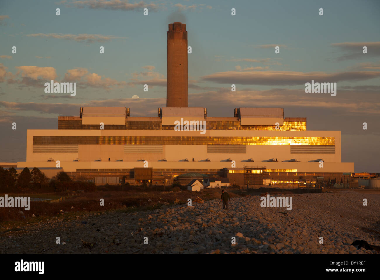 Aberthaw coal powered power station at sunset Welsh Heritage Coastline ...