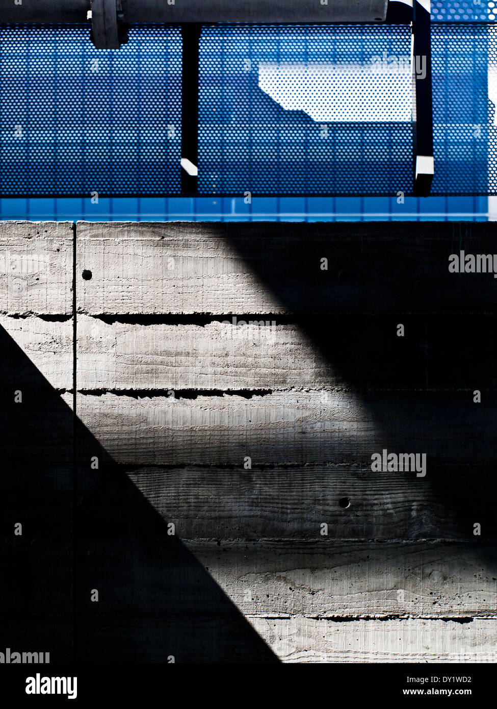 Architectural shapes hi-res stock photography and images - Alamy