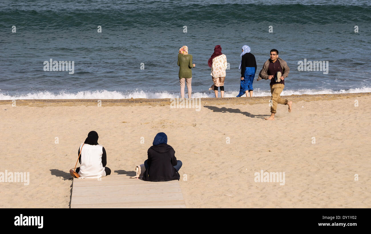 People having fun on the beach Stock Photo - Alamy