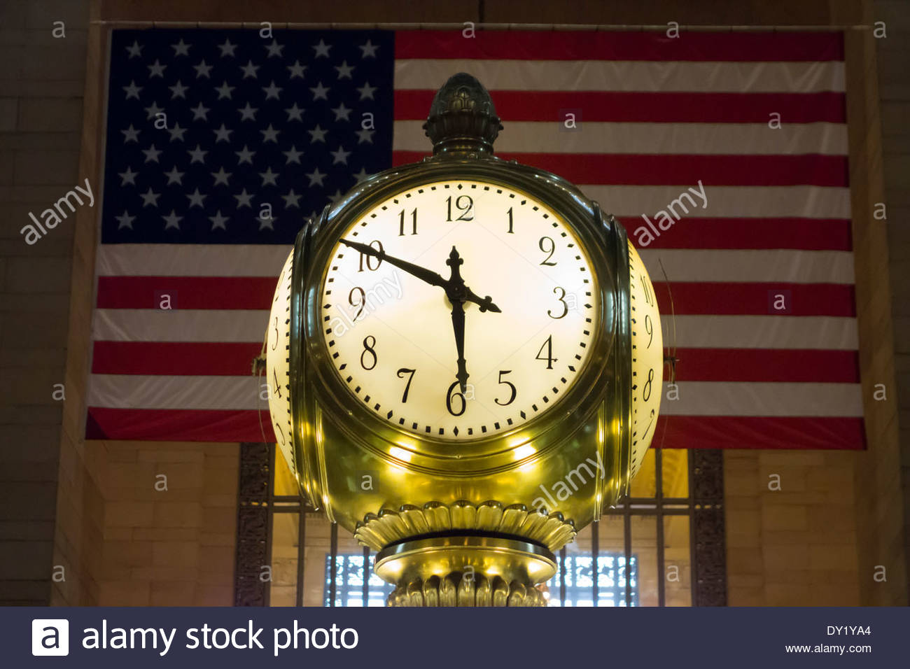 Grand Central Station Clock Stock Photos & Grand Central Station Clock ...