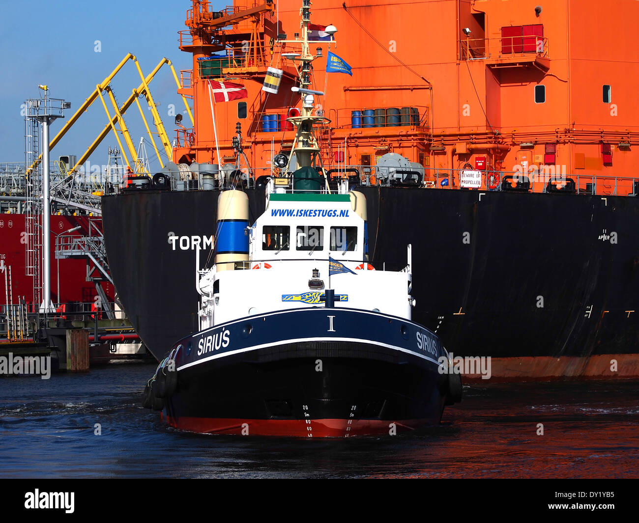 The Torm Ragnhild (IMO 9290579) and Sirius Sirius (IMO 7700180) are two ...