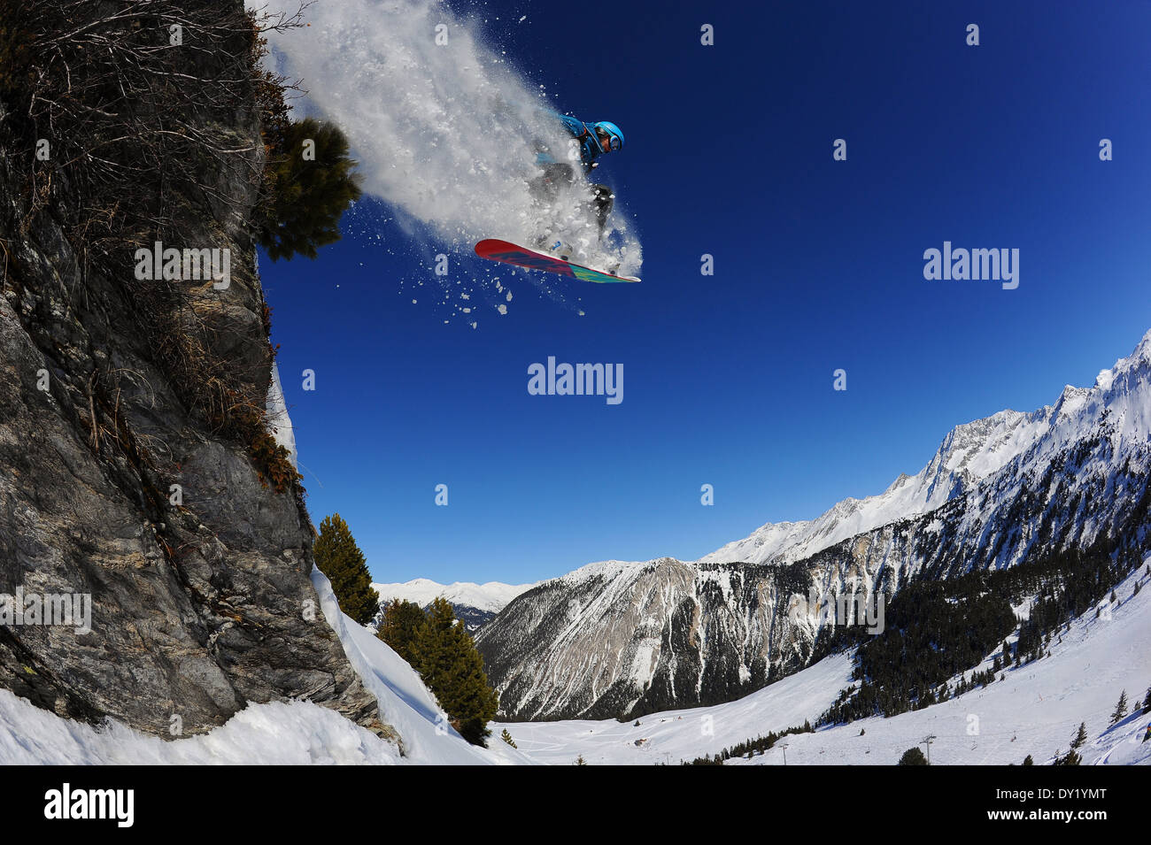 Grab powder hi-res stock photography and images - Alamy