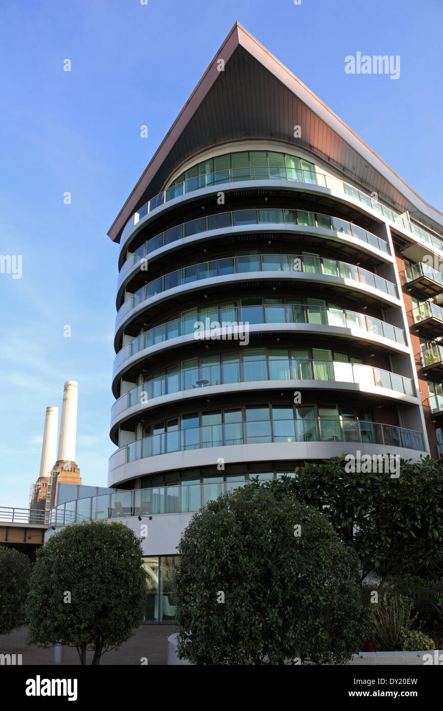Flats london bridge hi-res stock photography and images - Alamy