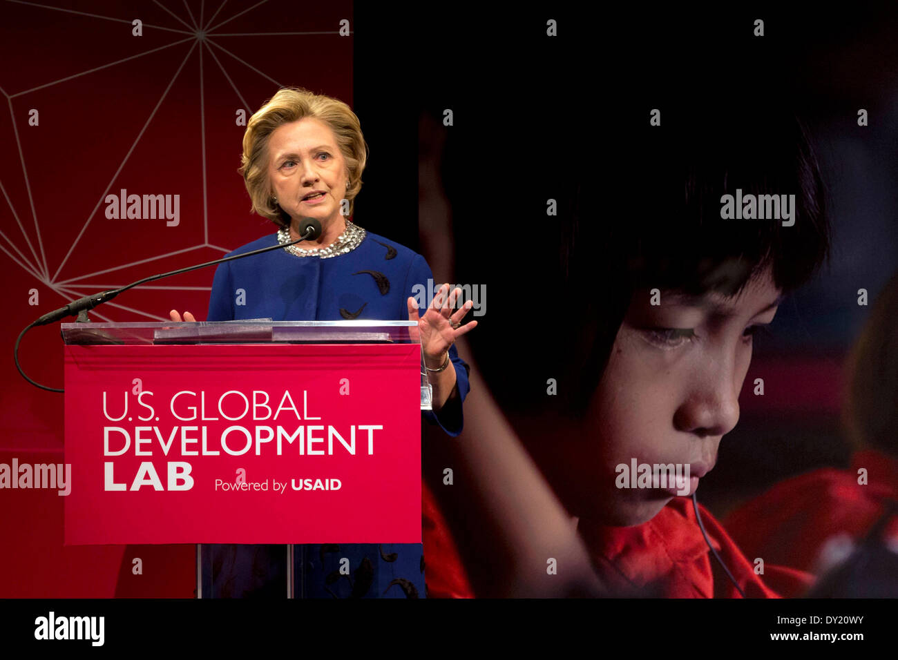 Secretary of state hillary clinton hi-res stock photography and images ...