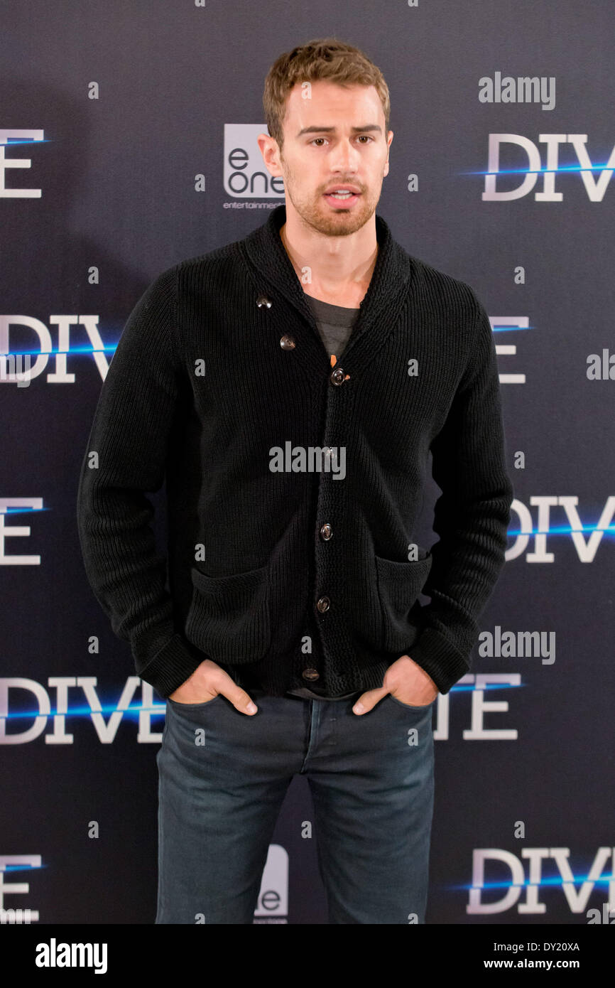 Madrid, Spain. 3rd Apr, 2014. English actor Theo James poses for ...