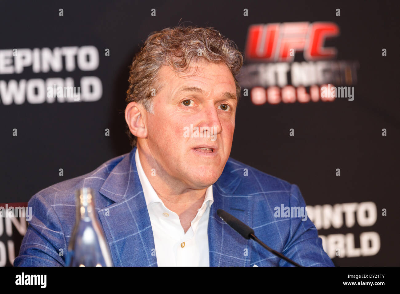 Ufc hi-res stock photography and images - Alamy