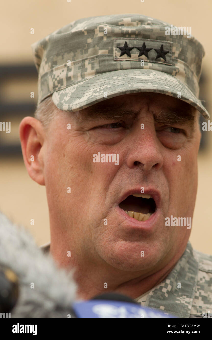 Fort Hood Army Post commander Lt. Gen. Mark Milley speaks to media ...