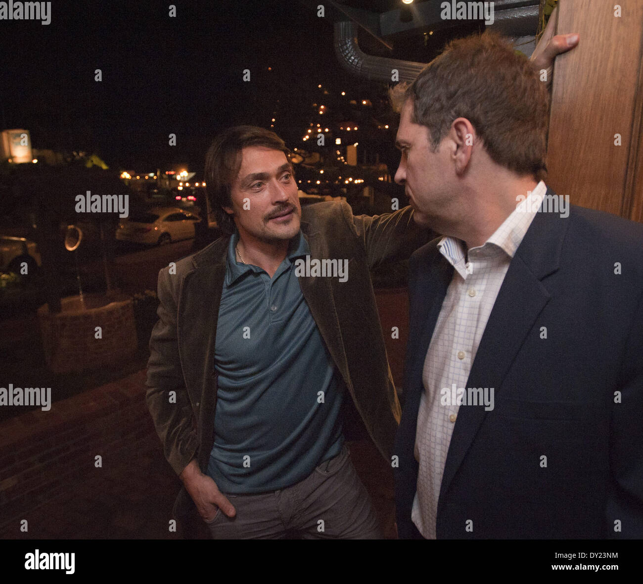 Laguna Beach, California, USA. 27th Nov, 2013. Teemu Selanne checks in ...