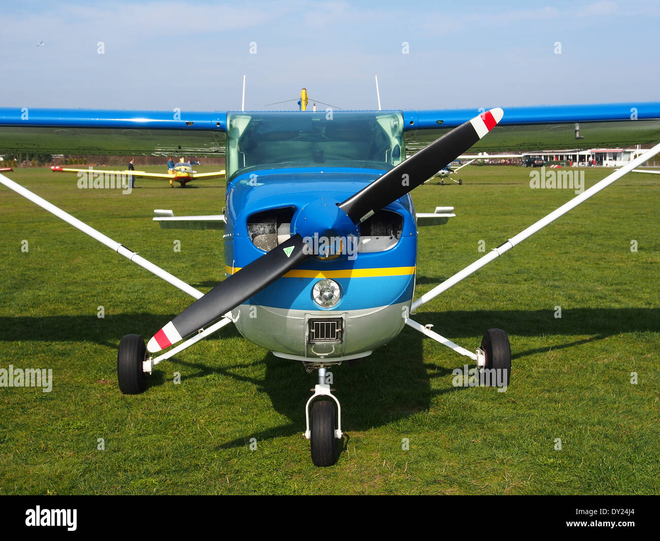 PH-PBL, Cessna 172M Skyhawk at Hilversum Airport (ICAO EHHV), photo4 ...