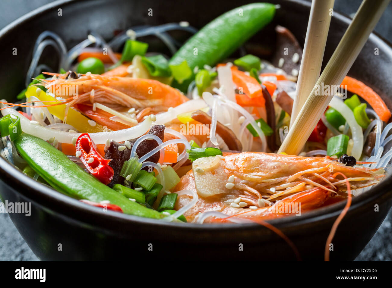 Closeup of Chinese mix vegetables with shrimp Stock Photo - Alamy