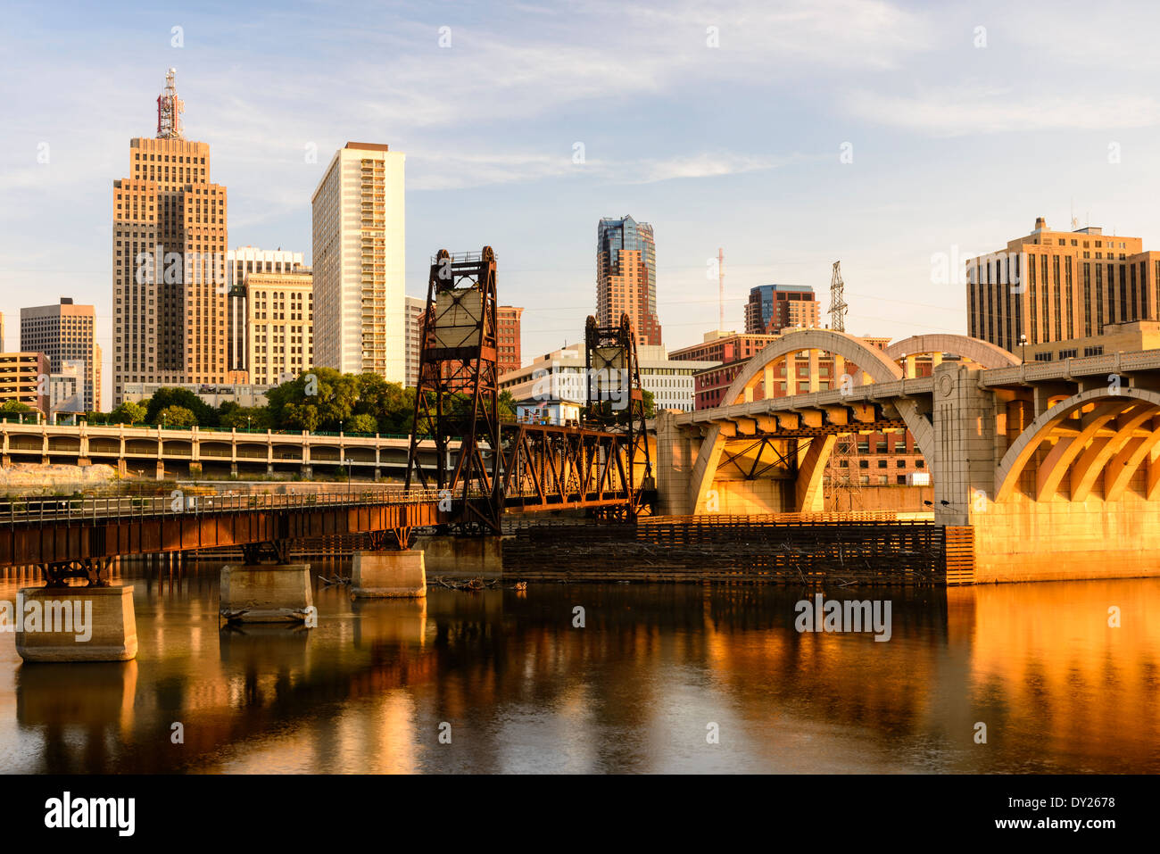 St. Paul, Minnesota skyline along the Mississippi River with Roberts ...