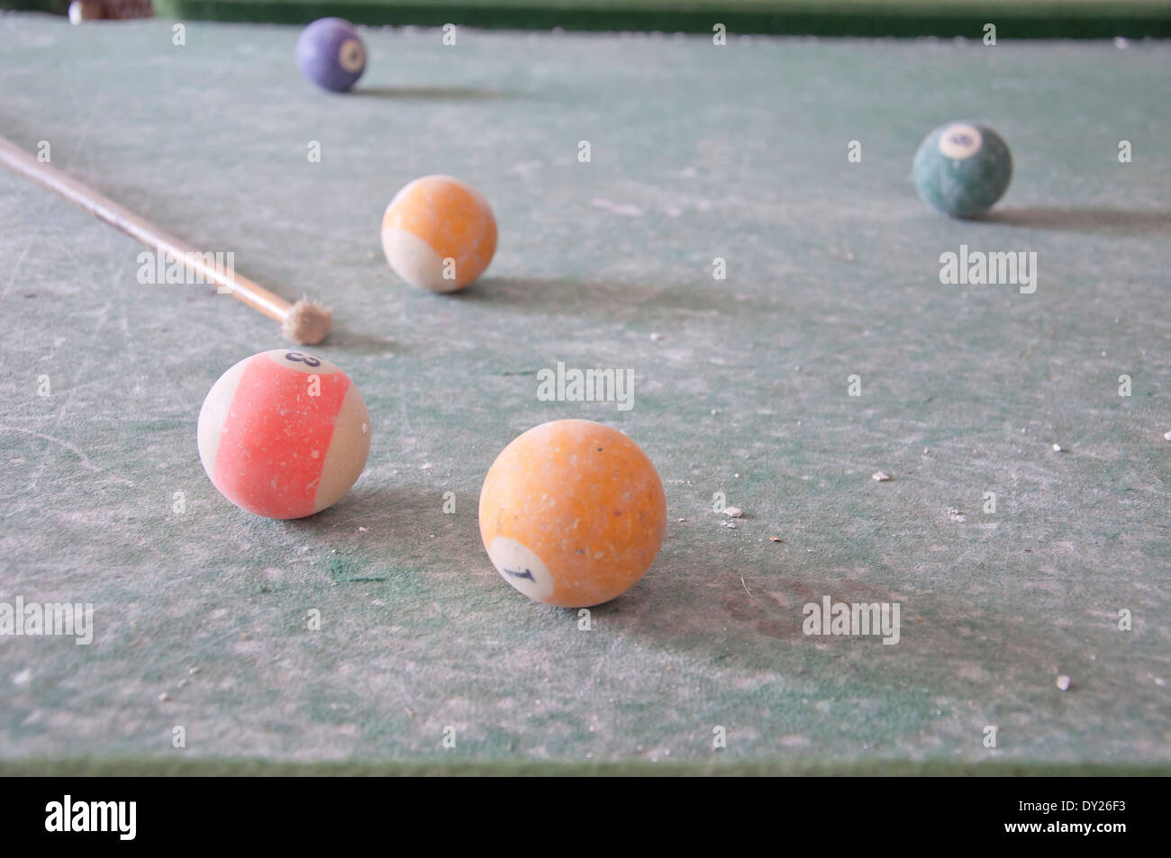 Snooker table background hi-res stock photography and images - Alamy